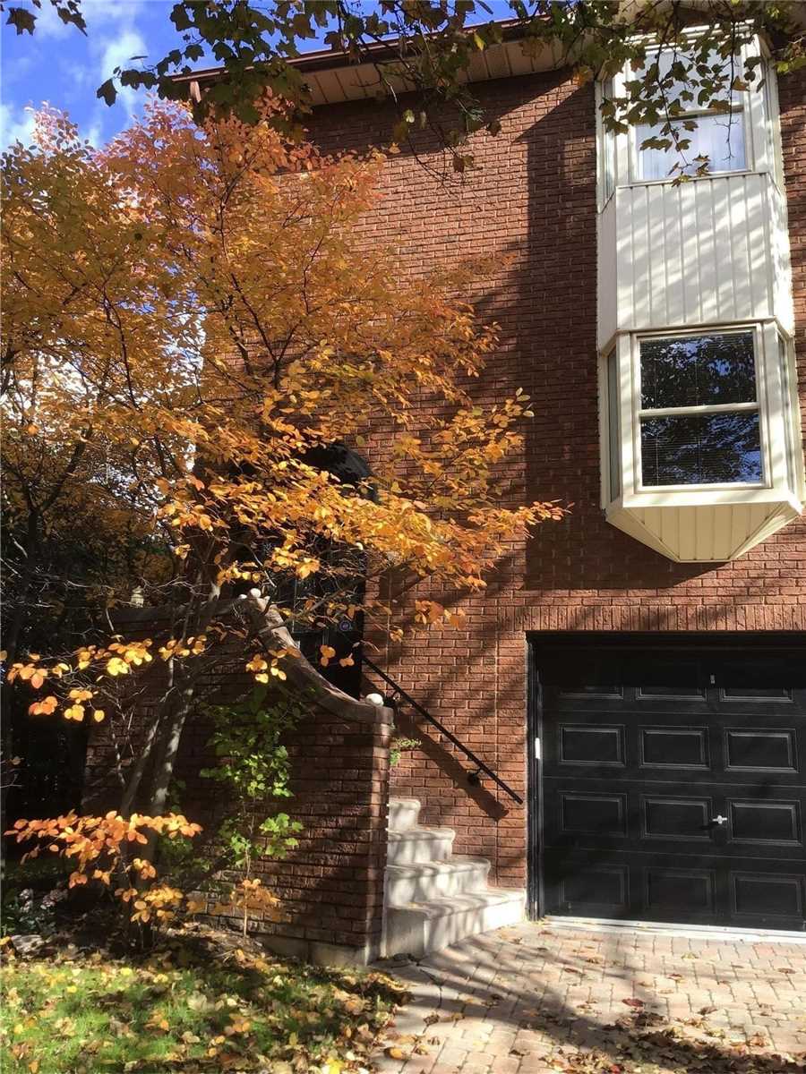 1 Red Maple Crt, North York | Sold, C5912925 | Condos.ca