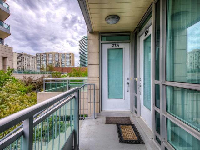 225 - 31 Olive Ave, Toronto | Leased, C5914477 | Condos.ca