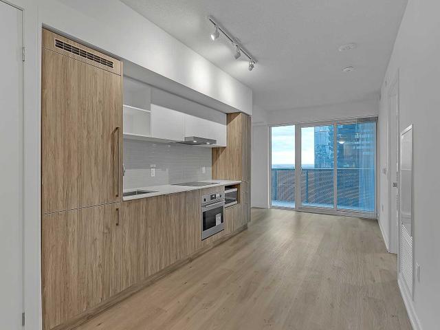 1808 - 138 Downes St, Toronto | Leased, C5915361 | Condos.ca