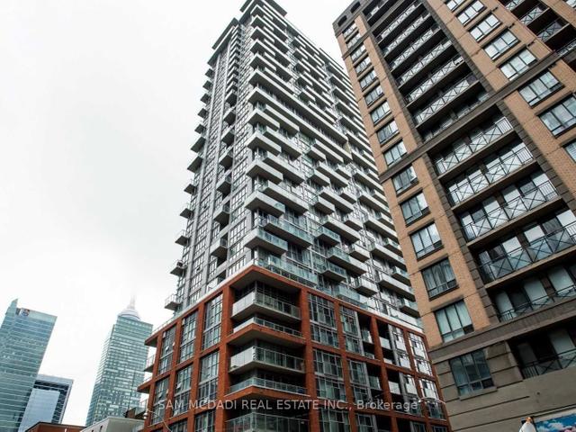 2402 - 126 Simcoe St, Toronto | Leased, C5931192 | Condos.ca