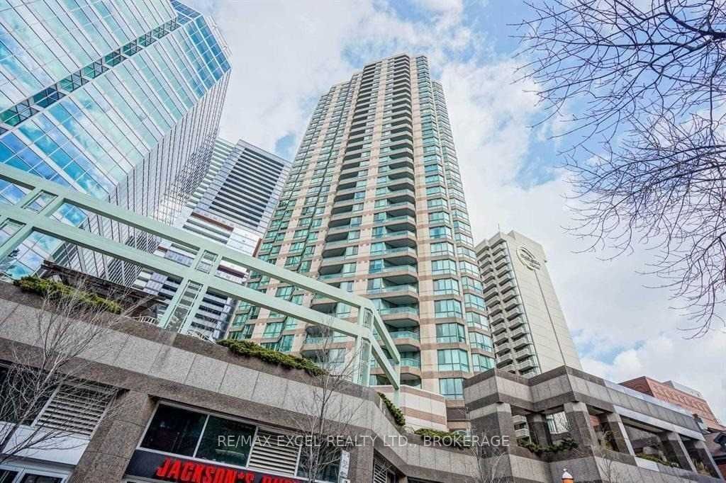2900 - 38 Elm St, Toronto | For Sale @ $639,000 | Condos.ca