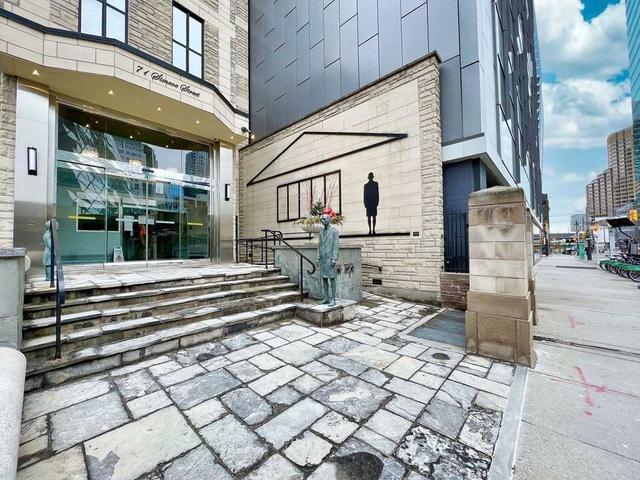 1202 - 71 Simcoe St, Toronto | Suspended, C5948217 | Condos.ca