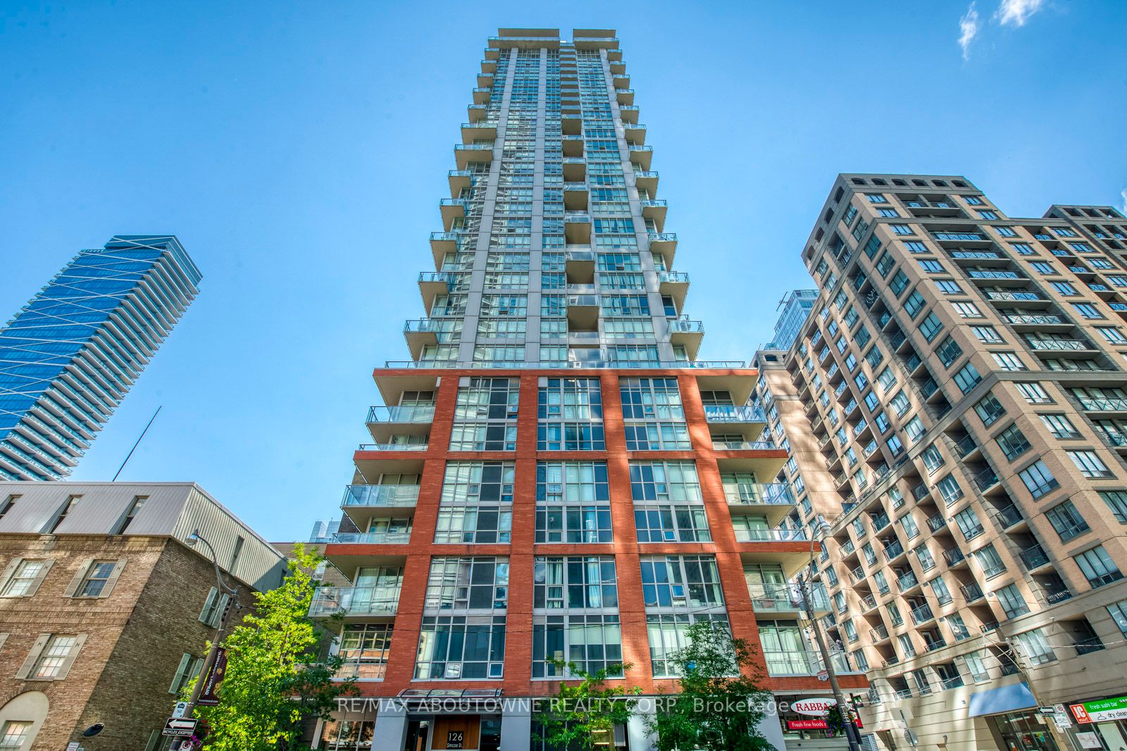 710 - 126 Simcoe St, Toronto | Terminated, C5951036 | Condos.ca