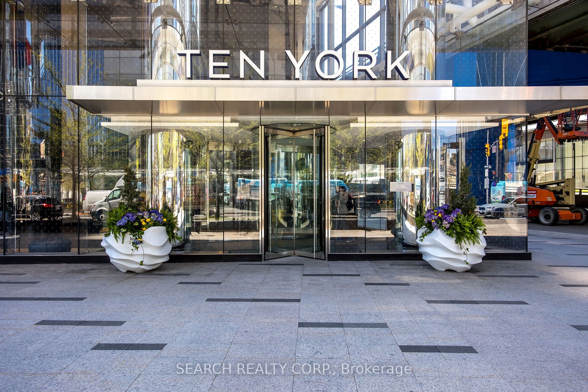 1112 - 10 York St, Toronto | Expired, C5967860 | Condos.ca