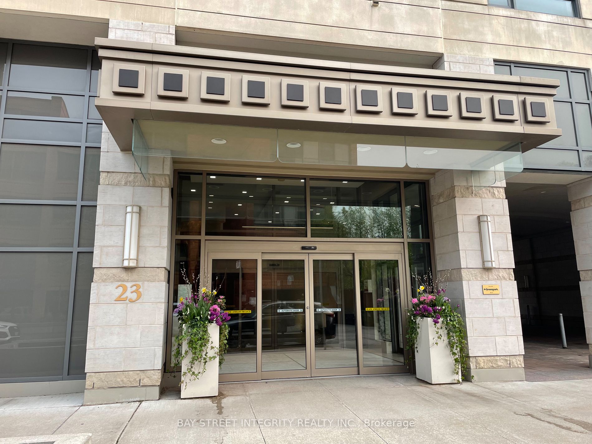 204 - 23 Glebe Rd W, Toronto | Leased, C5973048 | Condos.ca