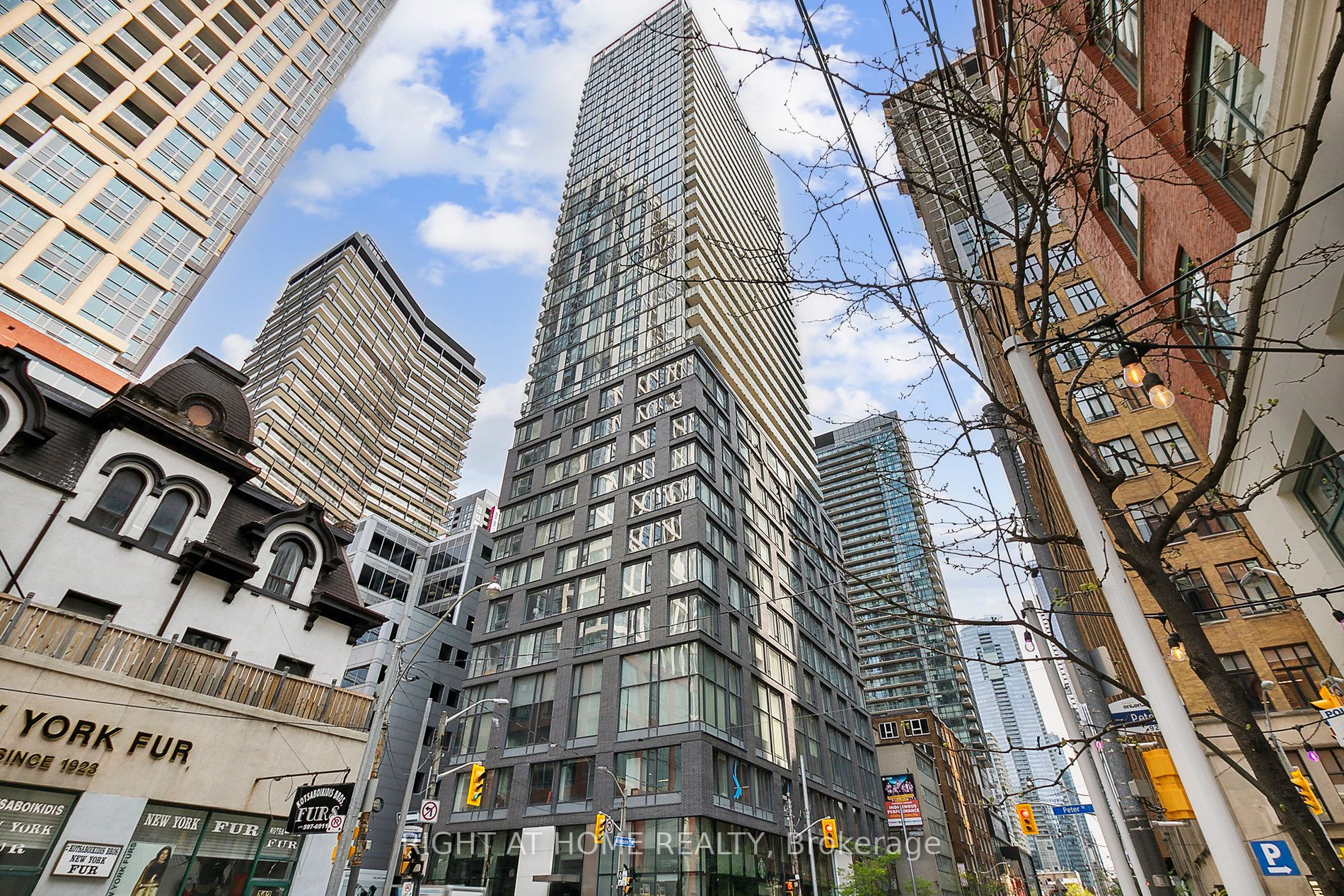 2305 - 101 Peter St, Toronto | Leased, C5984008 | Condos.ca