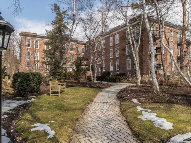 TH 5 - 94 Crescent Rd, Toronto | Sold, C5994905 | Condos.ca