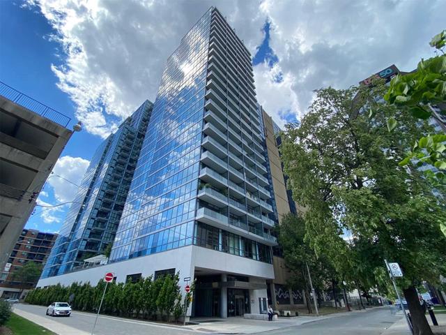913 - 210 Simcoe St, Toronto | Sold, C6002057 | Condos.ca