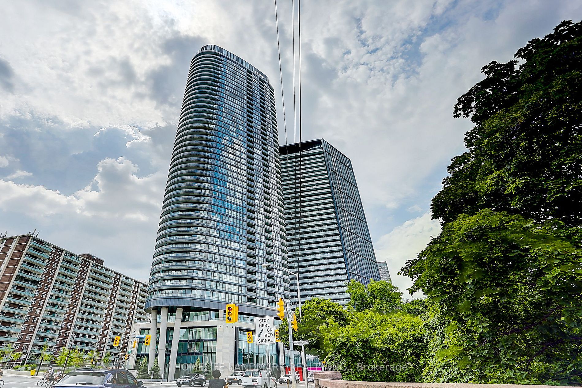 2018 - 585 Bloor St E, Toronto | Leased, C6008316 | Condos.ca