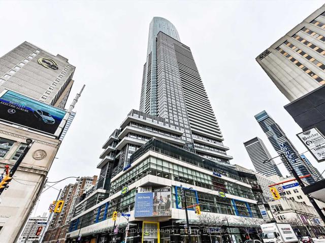 1504 - 386 Yonge St, Toronto | Sold, C6012327 | Condos.ca