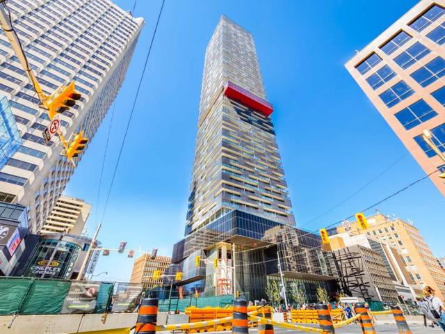 1908 - 8 Eglinton Ave E, Toronto | Terminated, C6017021 | Condos.ca