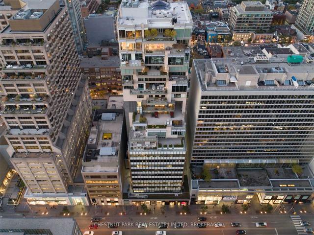 1101 - 155 Cumberland St, Toronto | Sold, C6018617 | Condos.ca