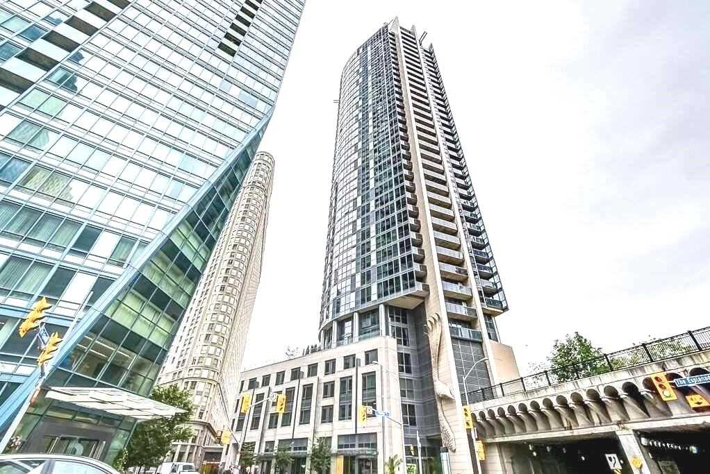 1404 - 1 The Esplanade, Toronto | Leased, C6034669 | Condos.ca