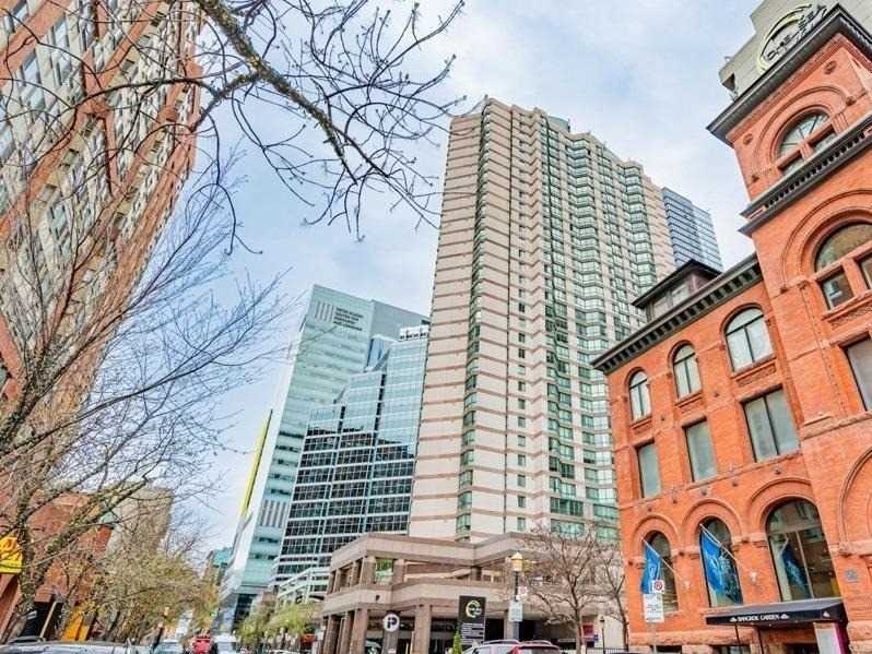 2405 - 38 Elm St, Toronto | Sold, C6035467 | Condos.ca