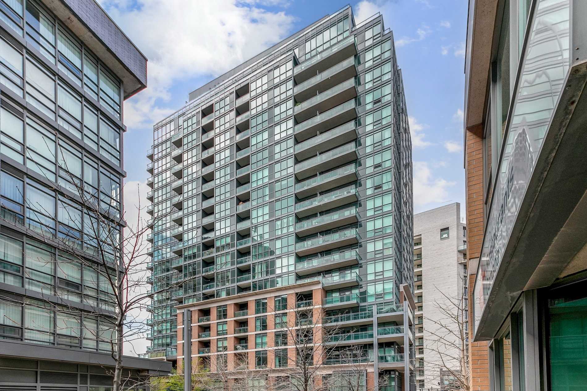 305 - 1171 Queen St W, Toronto | Sold, C6038897 | MrLOFT.ca