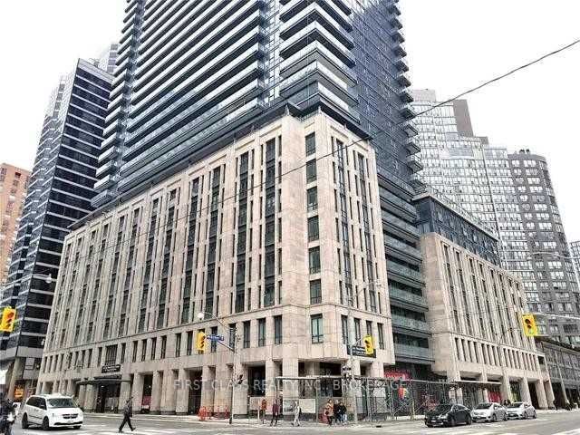 328 - 955 Bay St, Toronto | Leased, C6043481 | Condos.ca