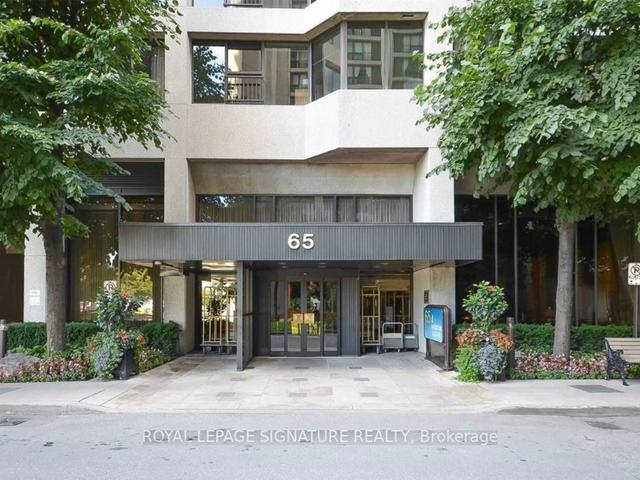 2708 - 65 Harbour Sq, Toronto | Sold, C6059476 | Condos.ca