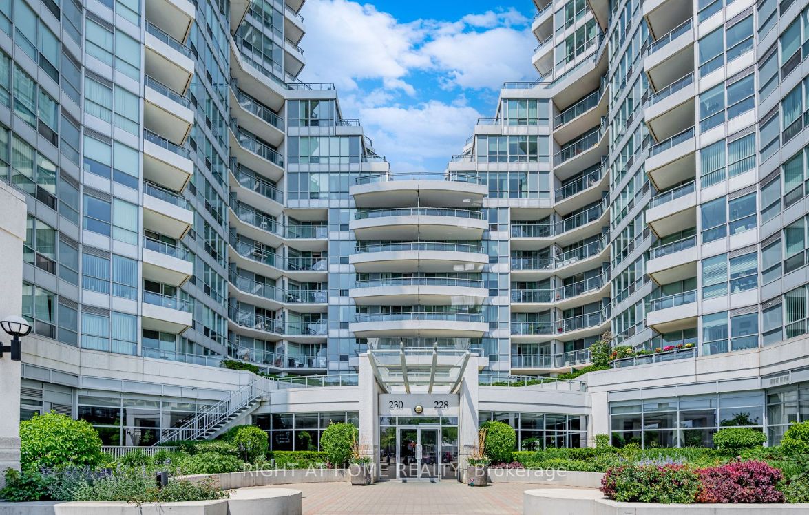 222 - 230 Queens Quay W, Toronto | Leased, C6077064 | Condos.ca