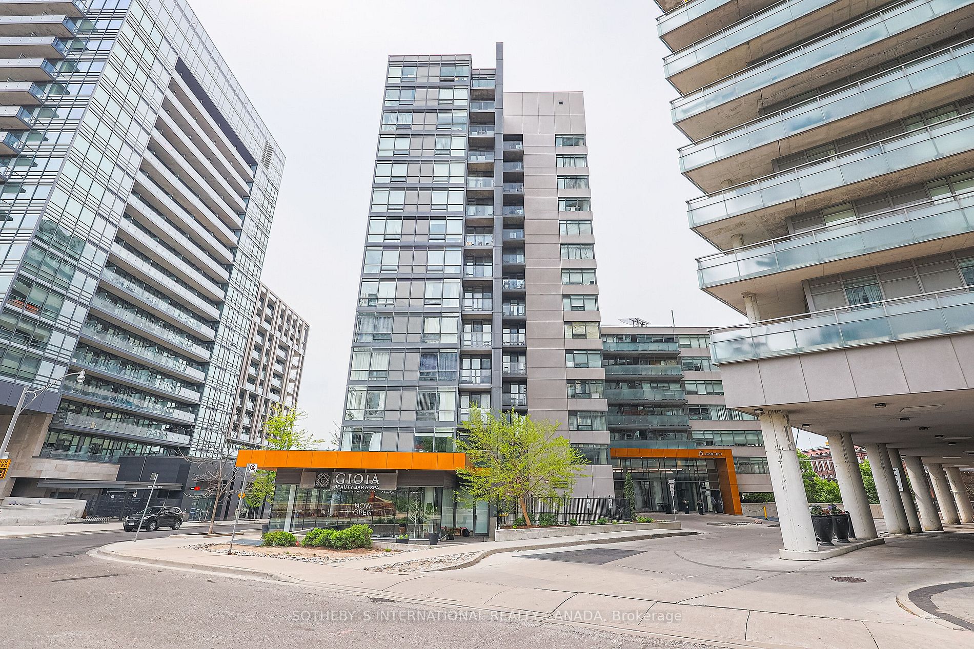 917 - 20 Joe Shuster Way, Toronto | Sold, C6087384 | Condos.ca