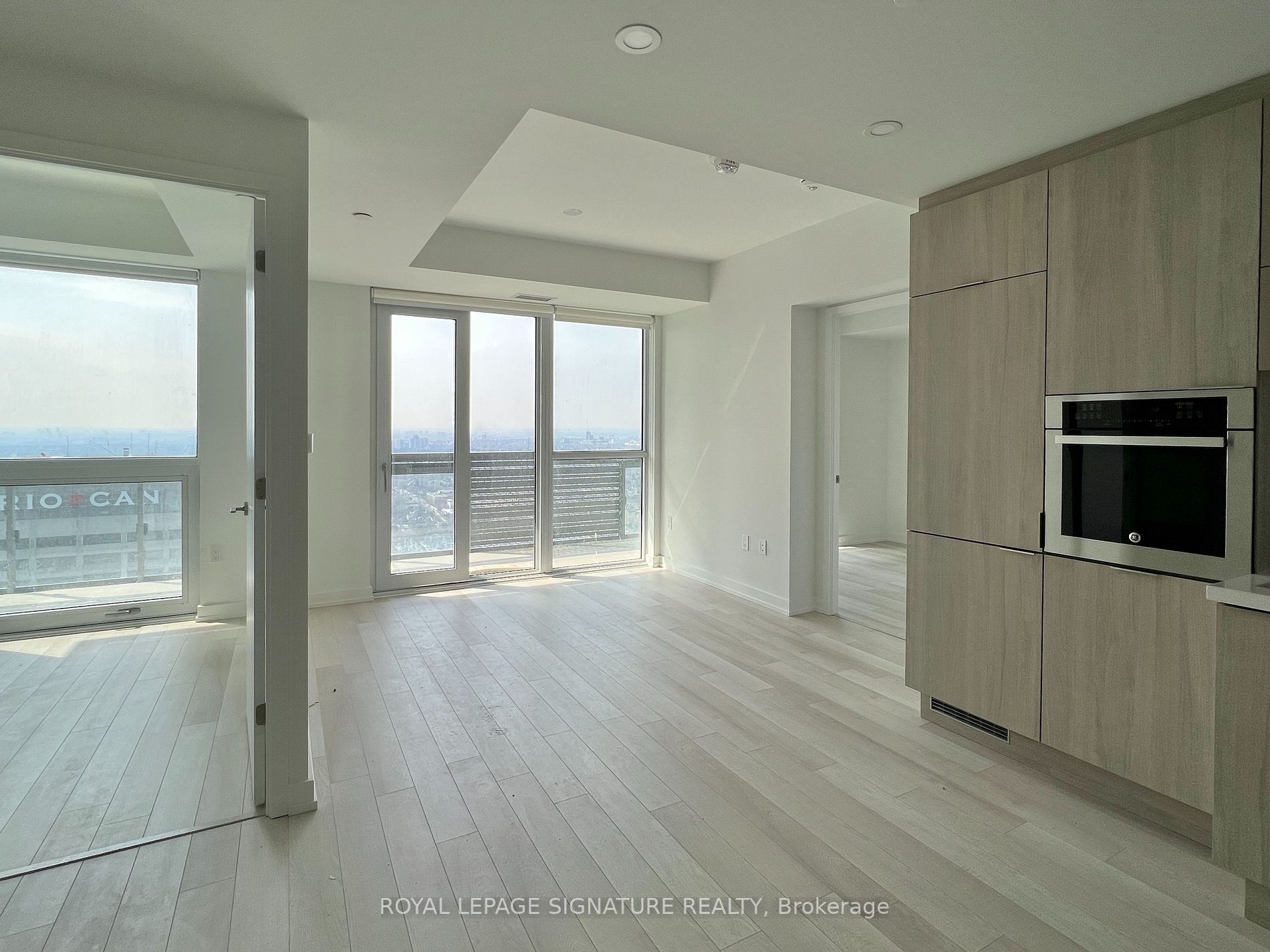 4206 - 39 Roehampton Ave, Toronto | Leased, C6114736 | Condos.ca