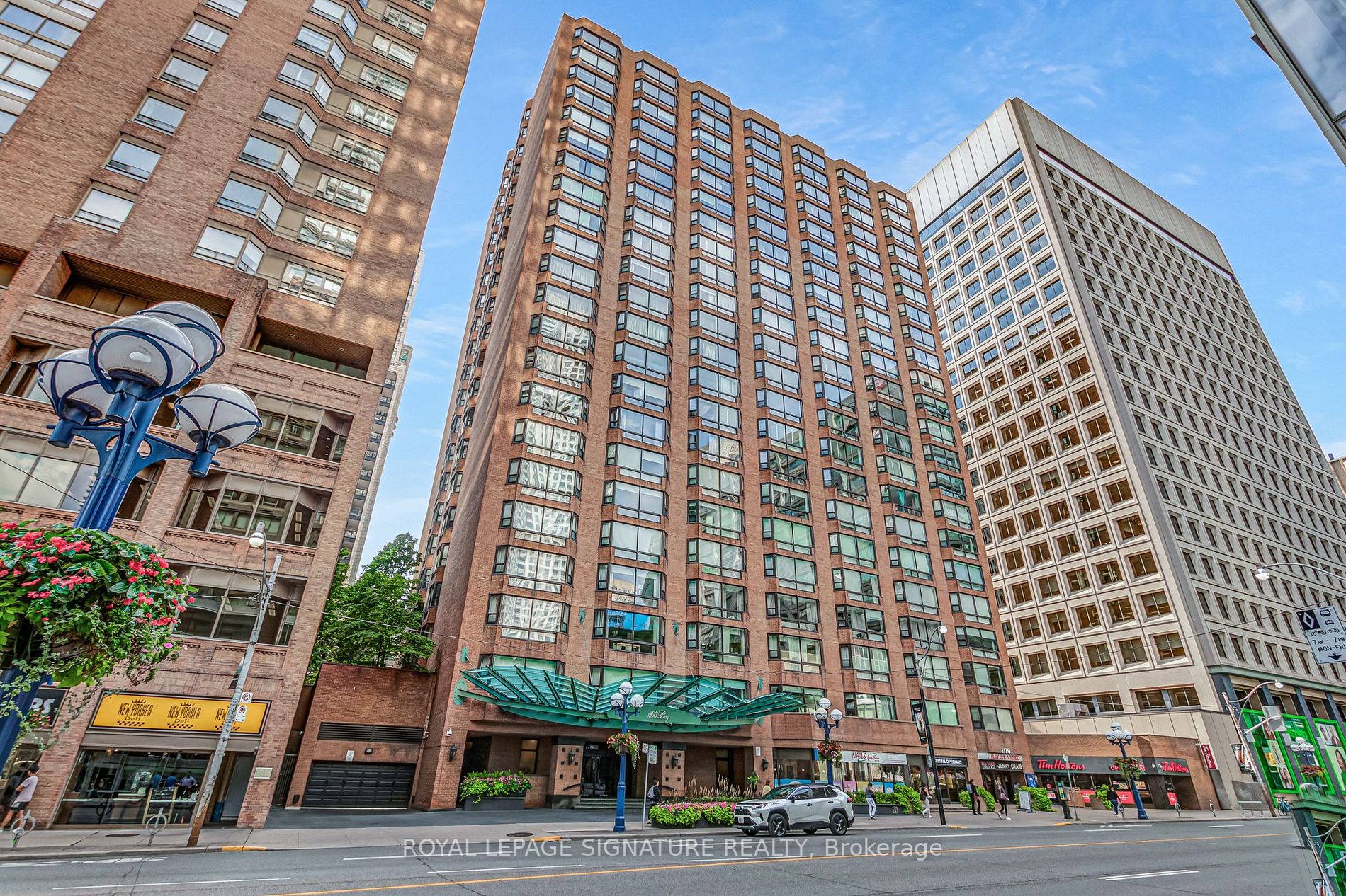 1903 - 1166 Bay St, Toronto | Terminated, C6120492 | Condos.ca
