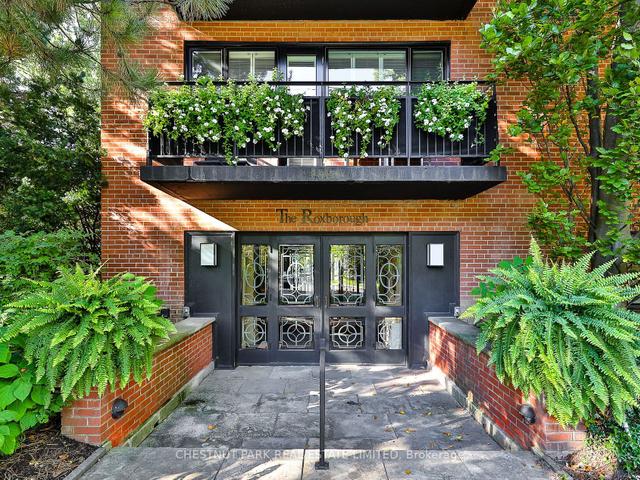 101 - 66 Roxborough St E, Toronto | Leased, C6126596 | Condos.ca