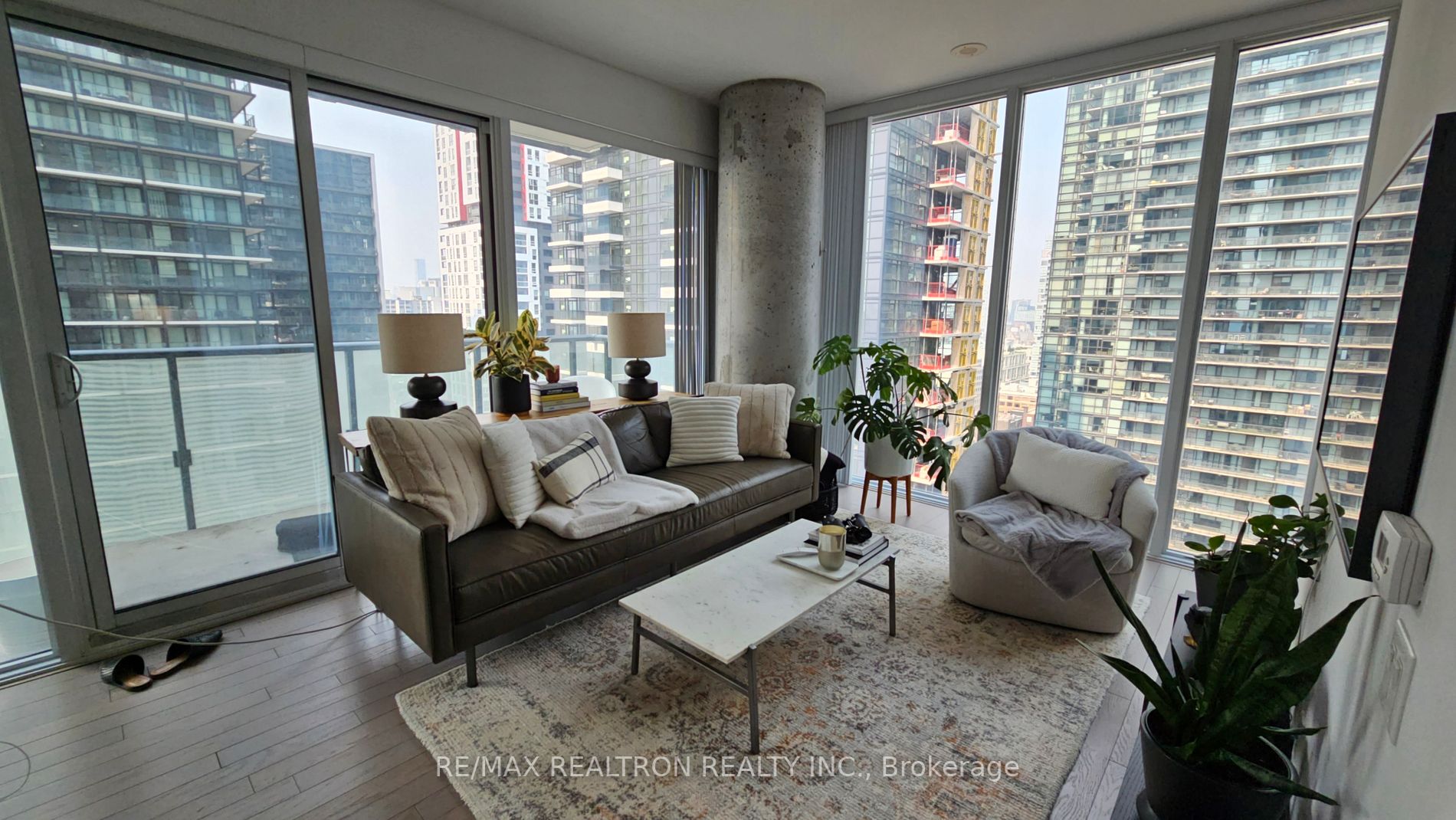 2203 - 101 Peter St, Toronto | Sold, C6133636 | Condos.ca