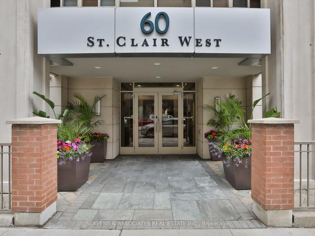 1007 - 60 St Clair Ave W, Toronto | Sold, C6148440 | Condos.ca