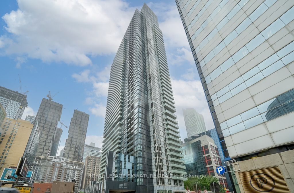 4101 - 300 Front St W, Toronto | Sold, C6158768 | Condos.ca