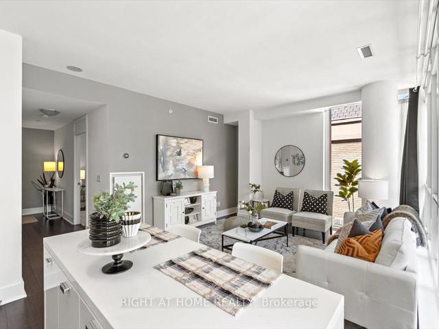 304 - 32 Davenport Rd, Toronto | Terminated, C6169832 | Condos.ca