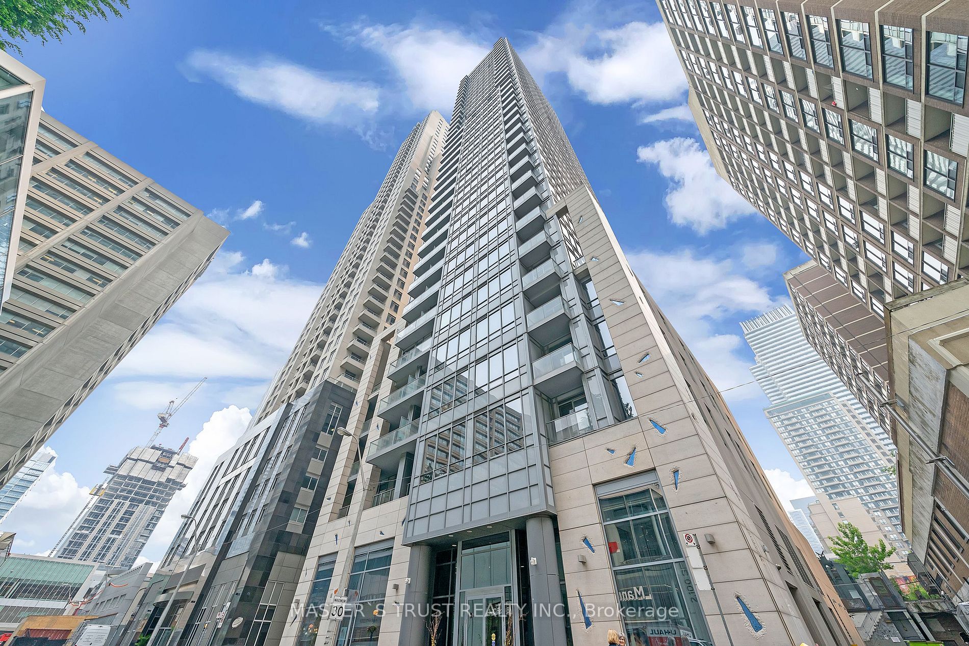 1803 - 21 Balmuto St, Toronto | Terminated, C6630920 | Condos.ca
