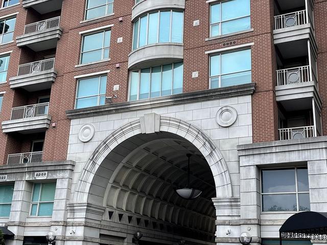 704 - 38 Avenue Rd, Toronto | Leased, C6636602 | Condos.ca