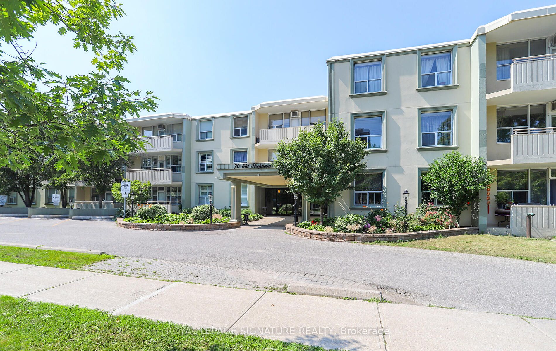 201 - 70 Old Sheppard Ave, North York | Sold, C6641124 | Condos.ca