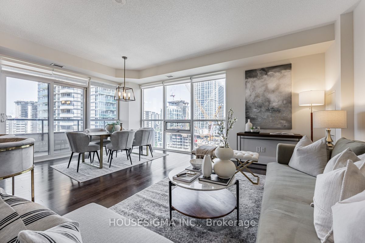 1321 - 70 Roehampton Ave, Toronto | Sold, C6650294 | Condos.ca