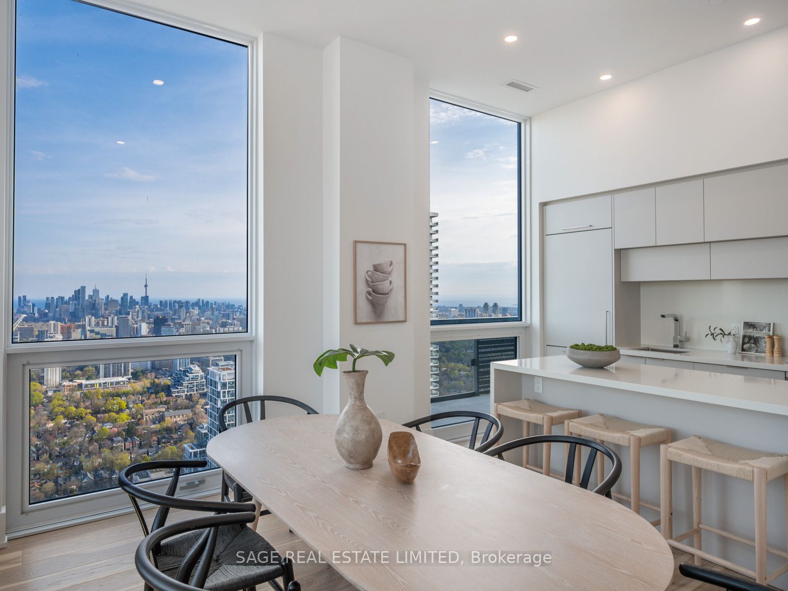 4602 - 39 Roehampton Ave, Toronto | Terminated, C6652000 | Condos.ca