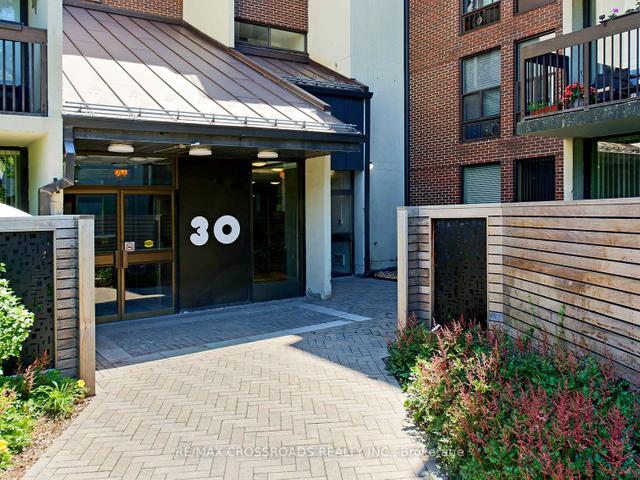 110E - 30 Fashion Roseway, North York | Terminated, C6653266 | Condos.ca