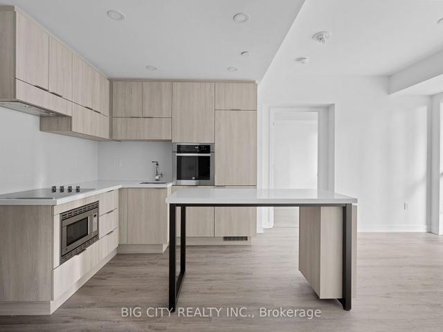 607 - 39 Roehampton Ave, Toronto | Leased, C6656492 | Condos.ca