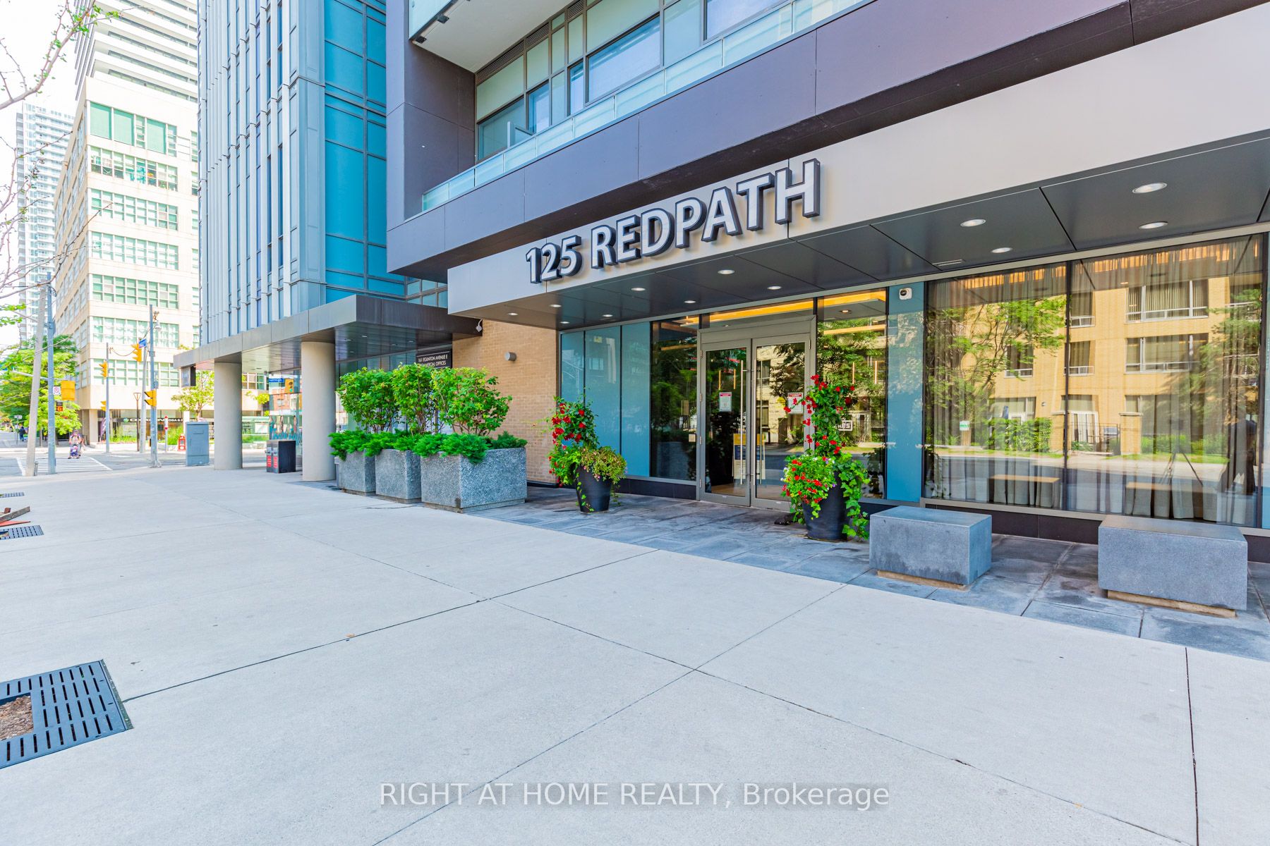 805 - 125 Redpath Ave, Toronto | Leased, C6678344 | Condos.ca