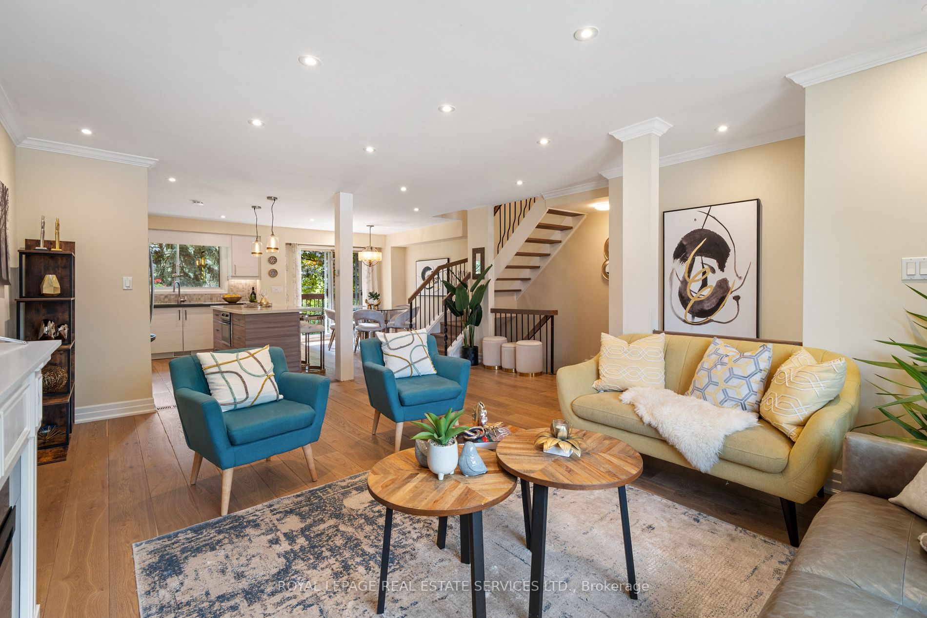 27 Gypsy Roseway, North York | Terminated, C6697646 | Condos.ca