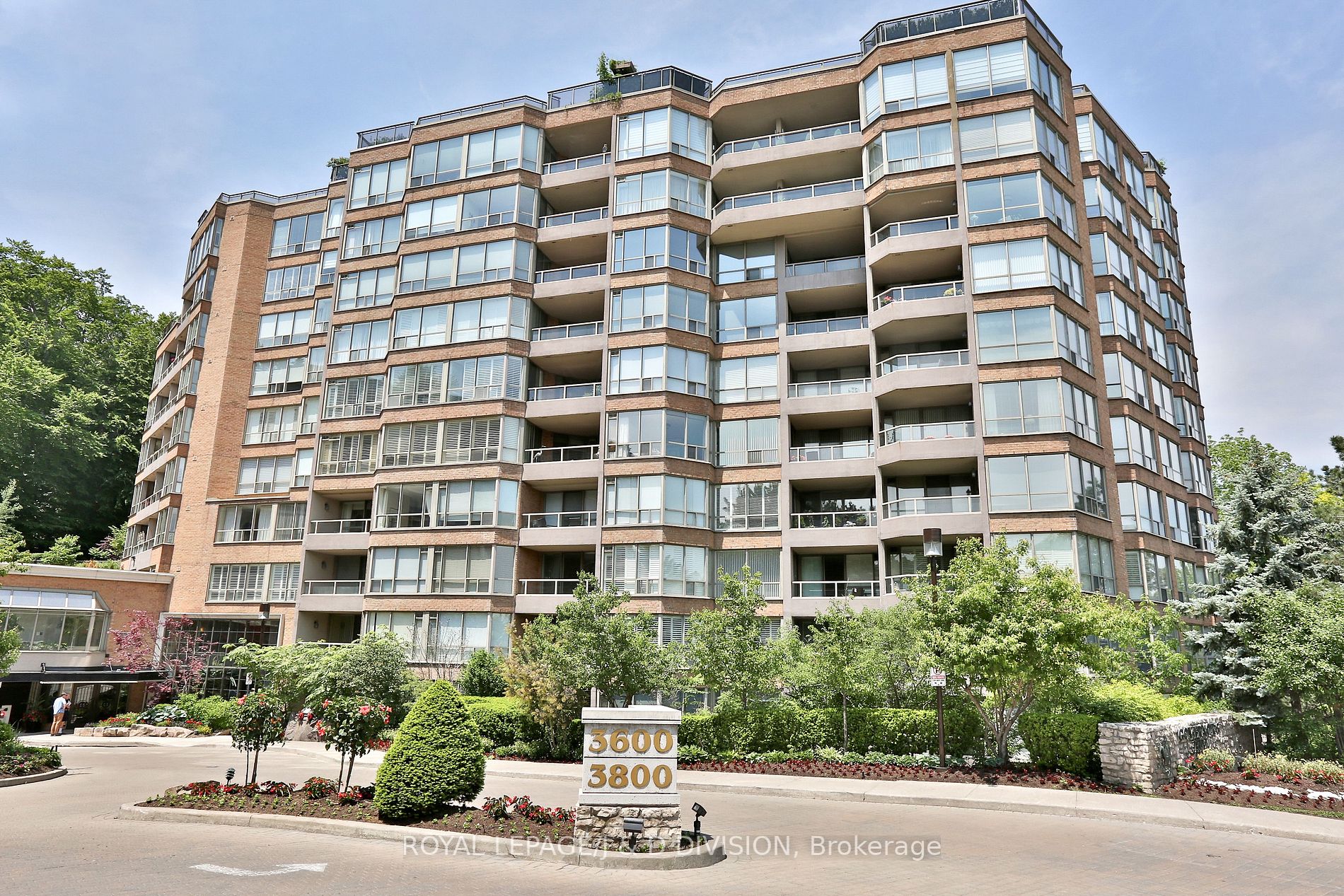 707 - 3800 Yonge St, North York | Sold, C6705740 | Condos.ca