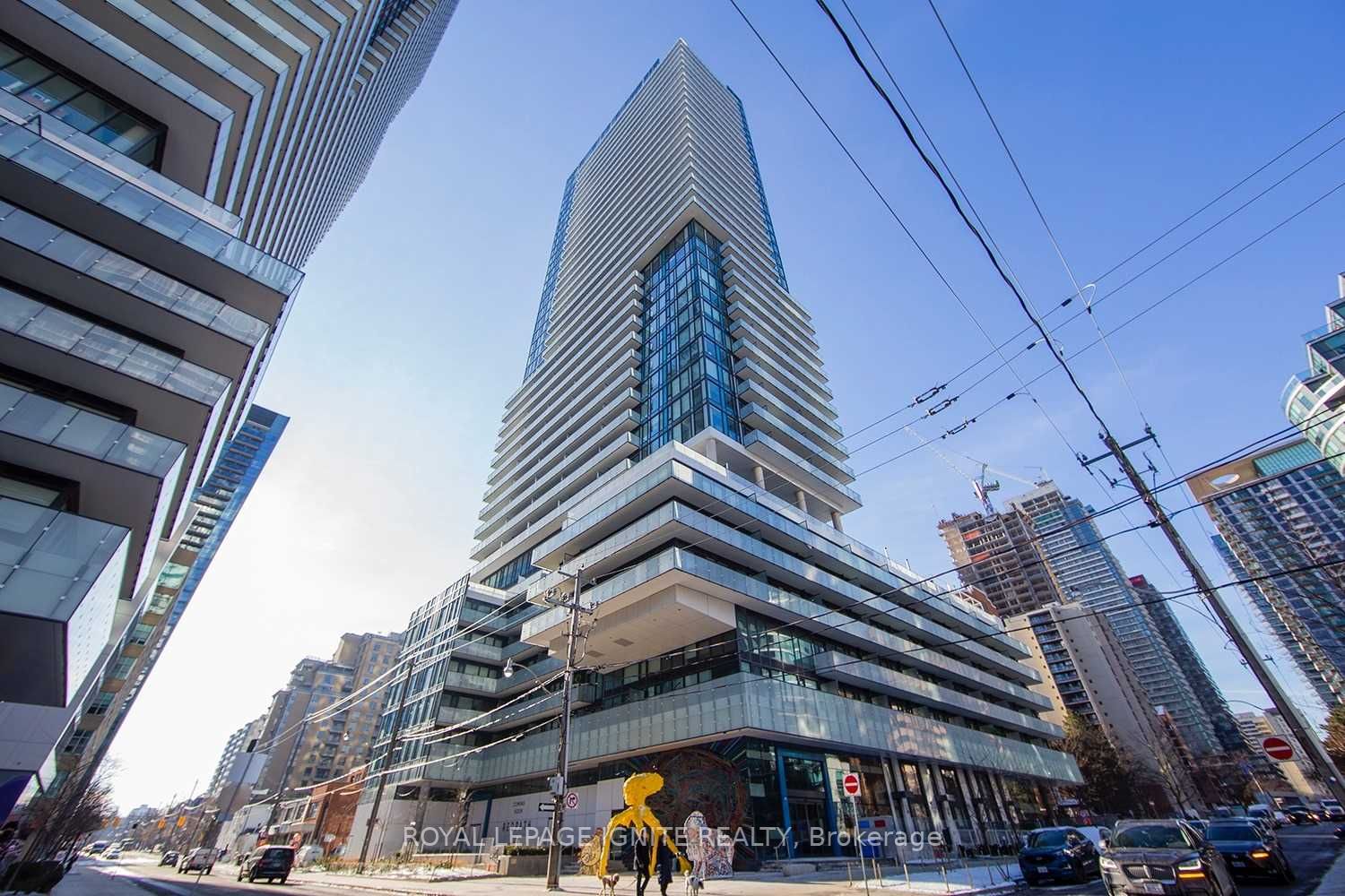 1002 - 161 Roehampton Ave, Toronto | Sold, C6740280 | Condos.ca