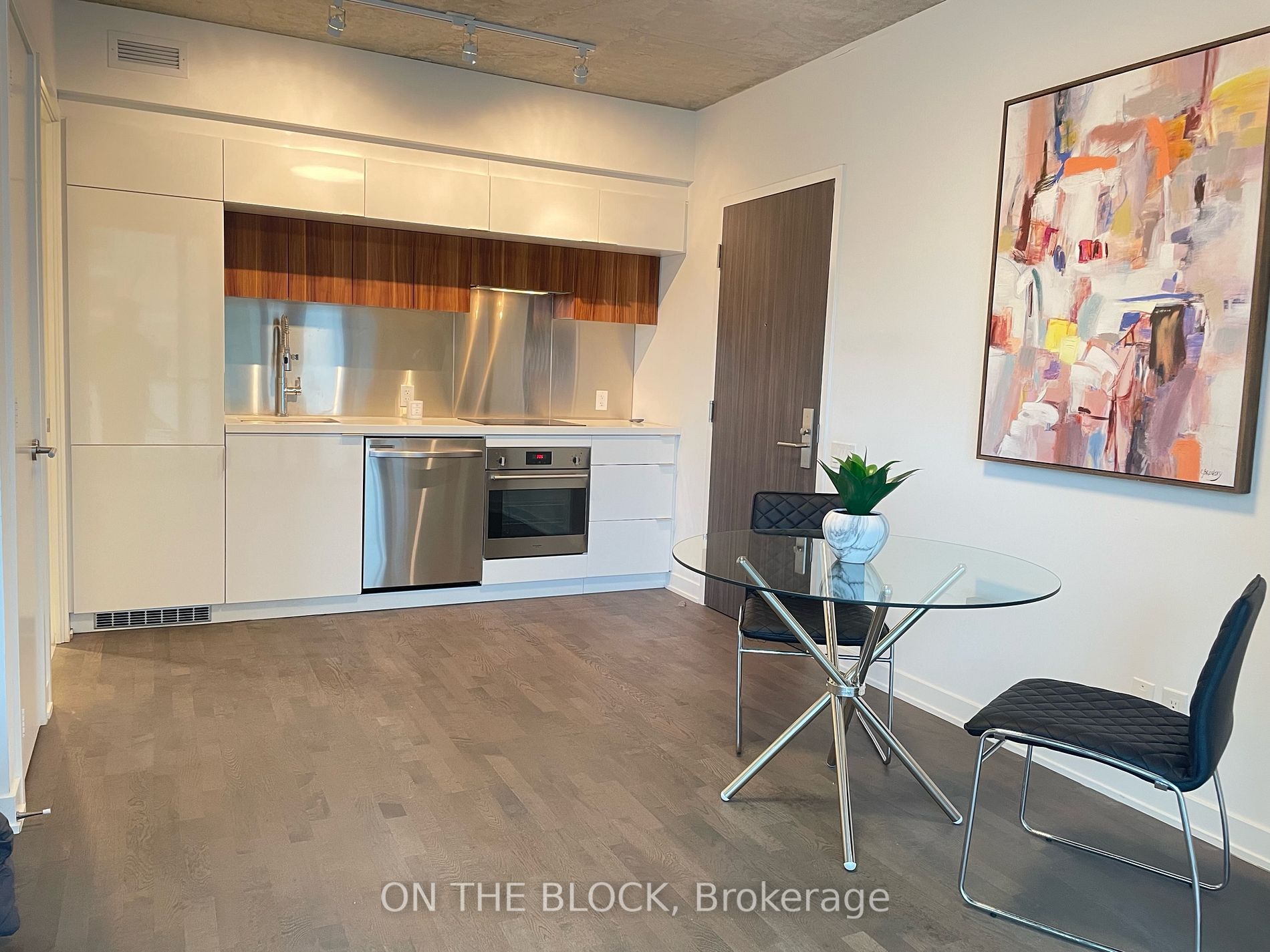 509 - 185 Roehampton Ave, Toronto | Terminated, C6744142 | Condos.ca