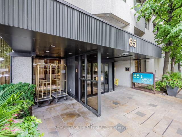 2608 - 65 Harbour Sq, Toronto | Leased, C6747872 | Condos.ca