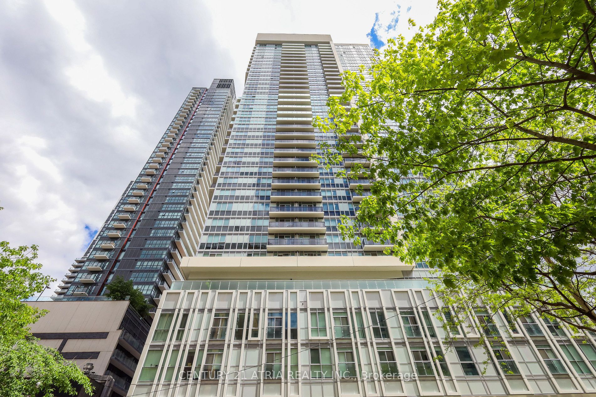2105 - 77 Mutual St, Toronto | Terminated, C6801300 | Condos.ca