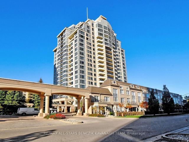 8 Rean Dr | NY Towers - The Waldorf Condos | 3 Condos for Sale & 2 ...
