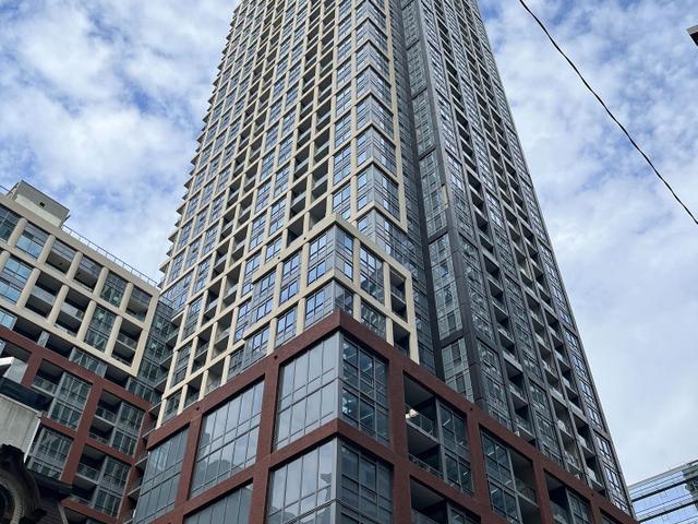 906 - 108 Peter St, Toronto | Leased, C7017592 | Condos.ca
