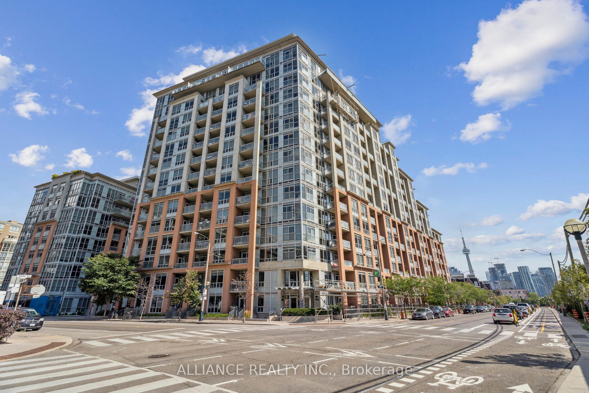 927 - 1 Shaw St, Toronto | Sold, C7018660 | Condos.ca