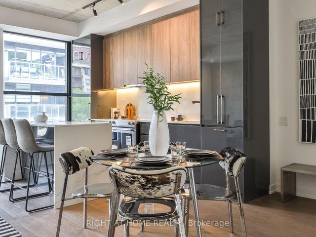 5 - 12 Dervock Cres, North York | Terminated, C7019036 | Condos.ca