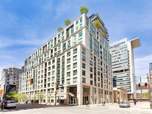 1208 - 168 Simcoe St, Toronto | Expired, C7050810 | Condos.ca