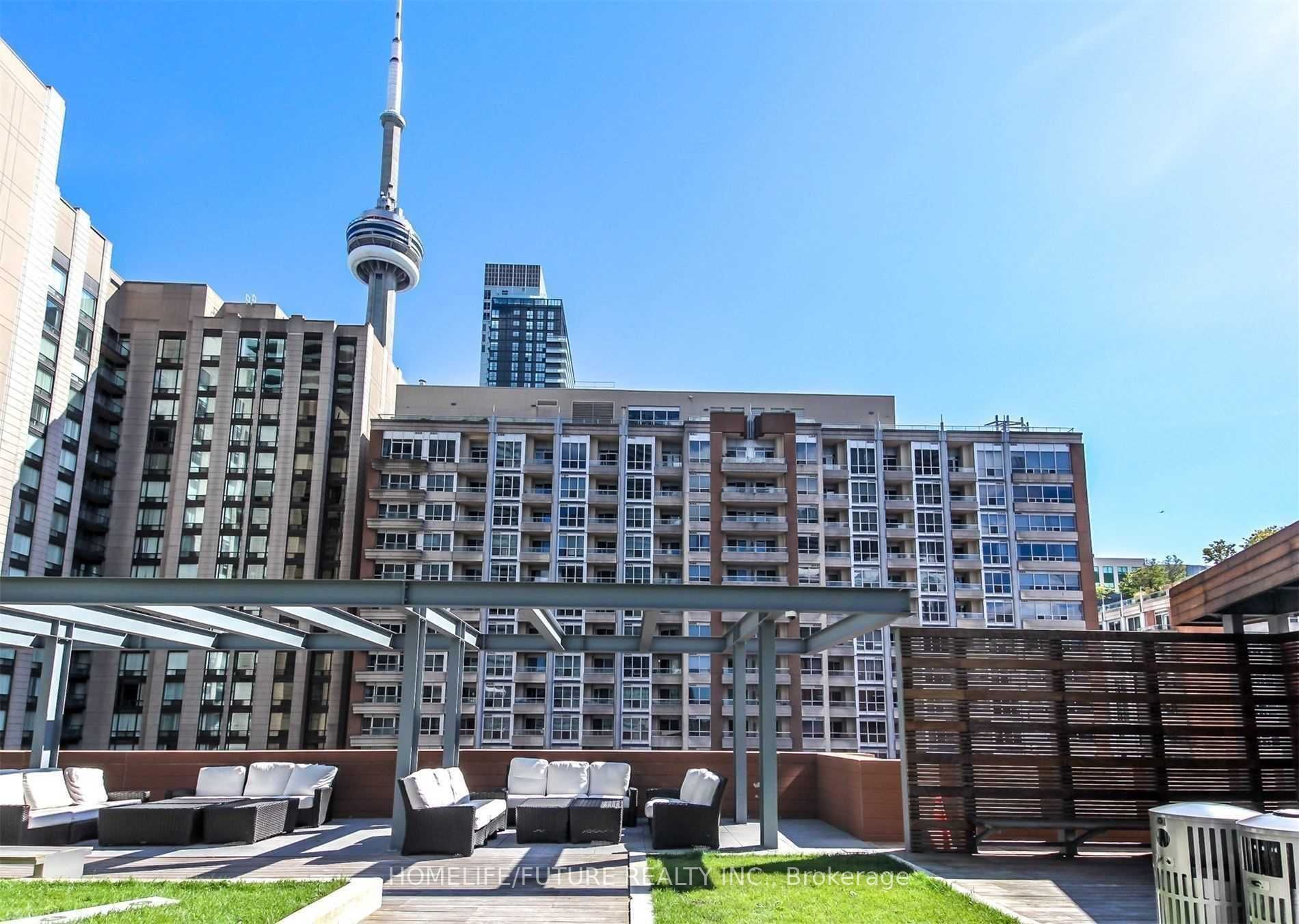 402 - 8 Mercer St, Toronto | Leased, C7062982 | Condos.ca